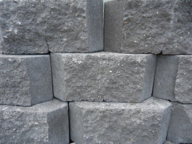 Pavers & Retaining Walls North QLD | Cairns Raw Materials