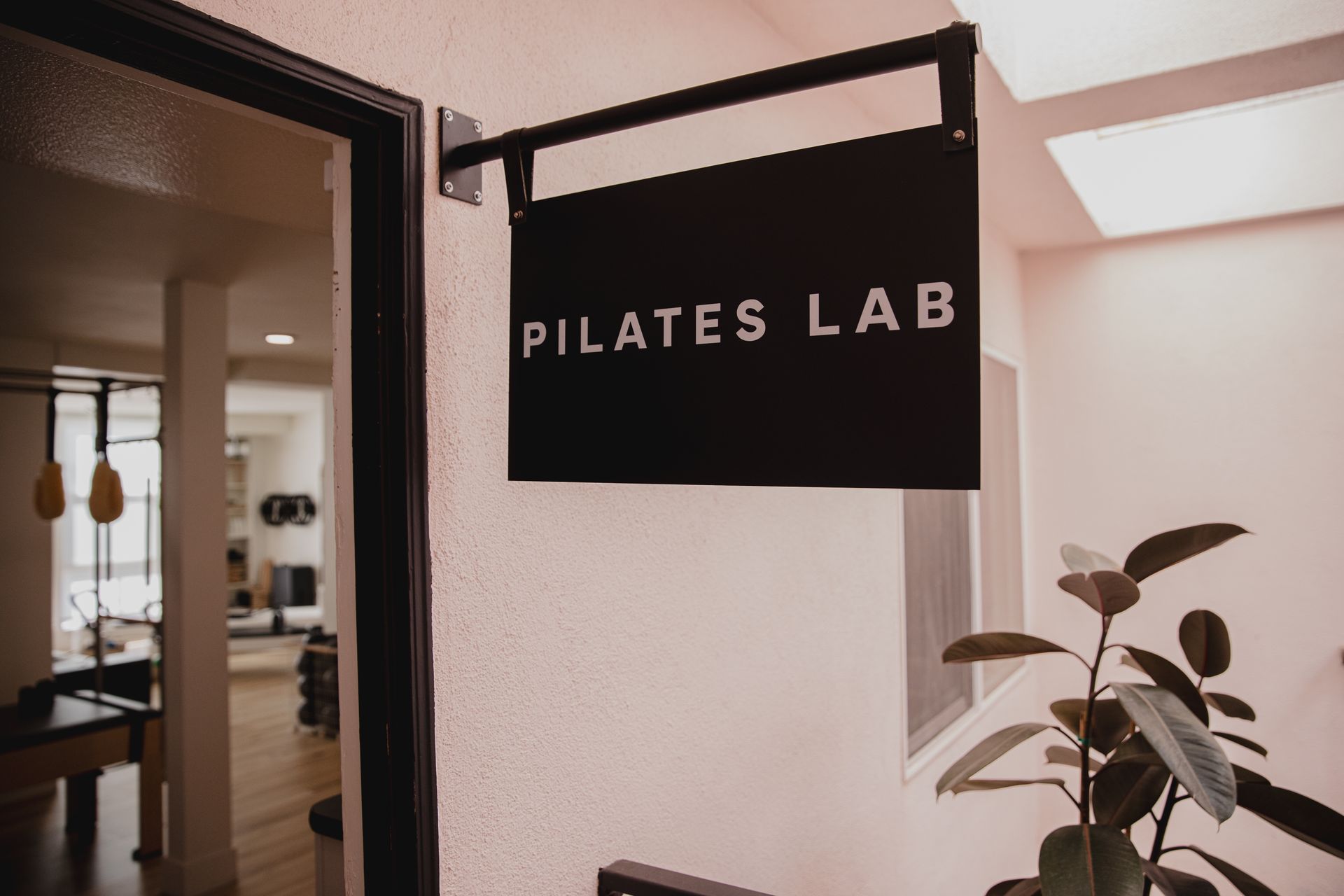 Pilates Lab Ventura | Home