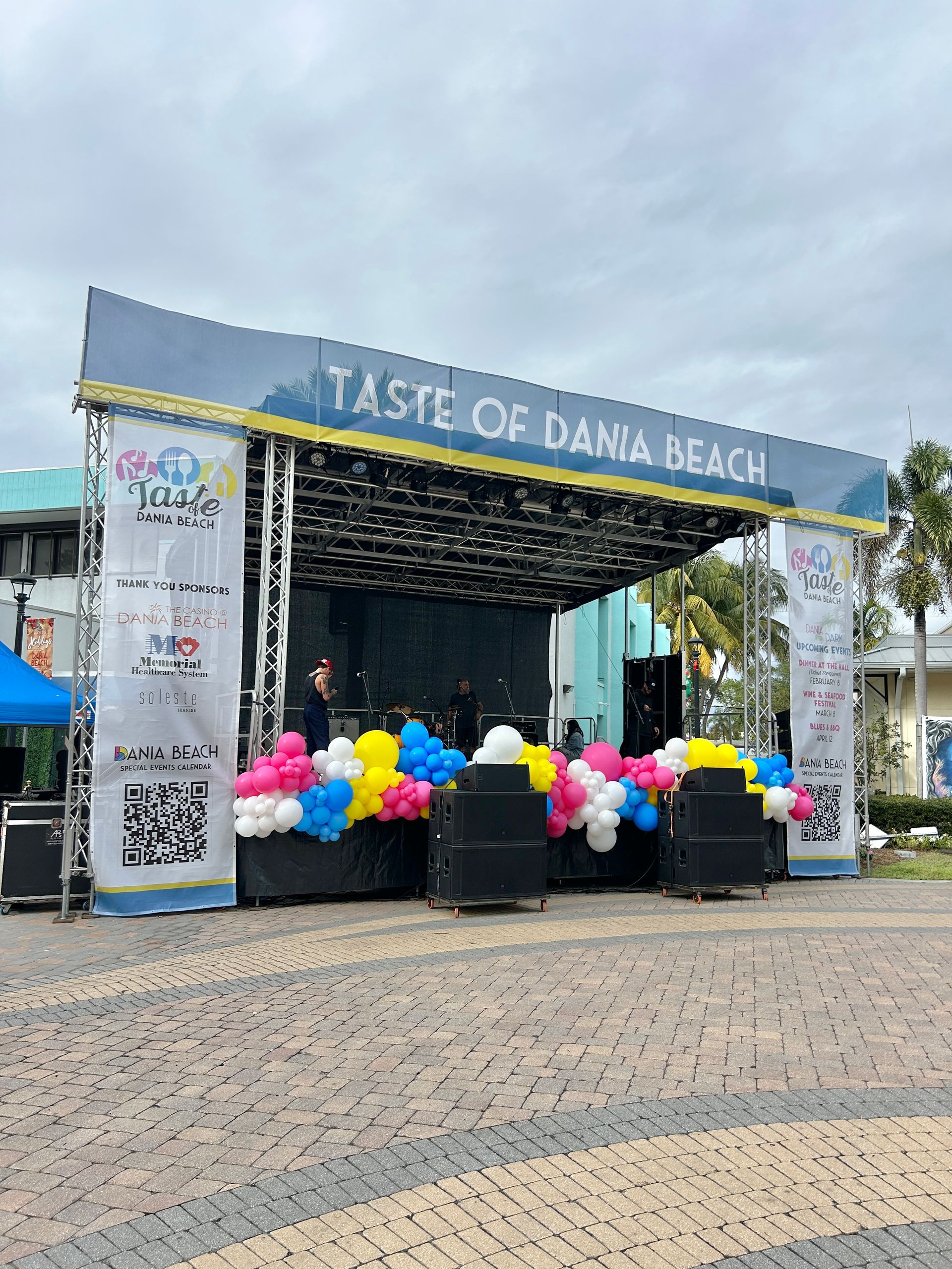 Balloon Garlands | Balloon Element | Miami, FL