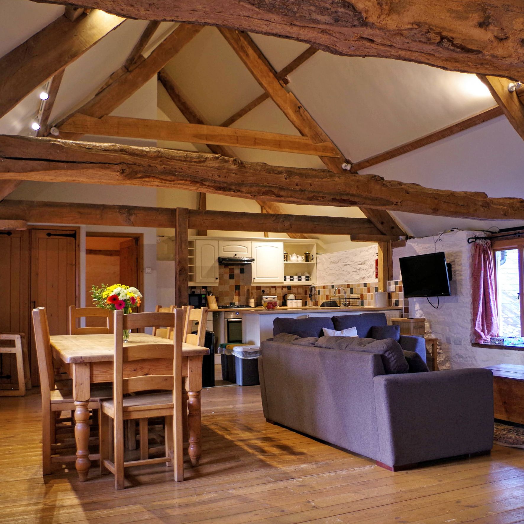 Brynich Farm Cottages I Brecon Beacons I Bannau Brycheiniog