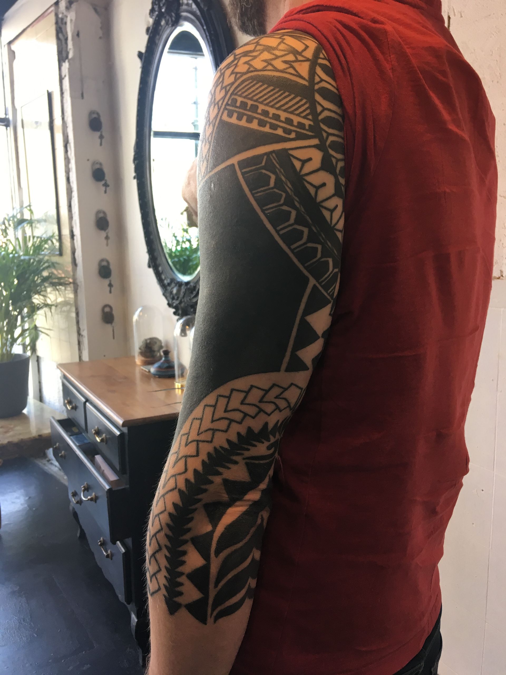 Warren Coates | Avinit Tattoo Studio