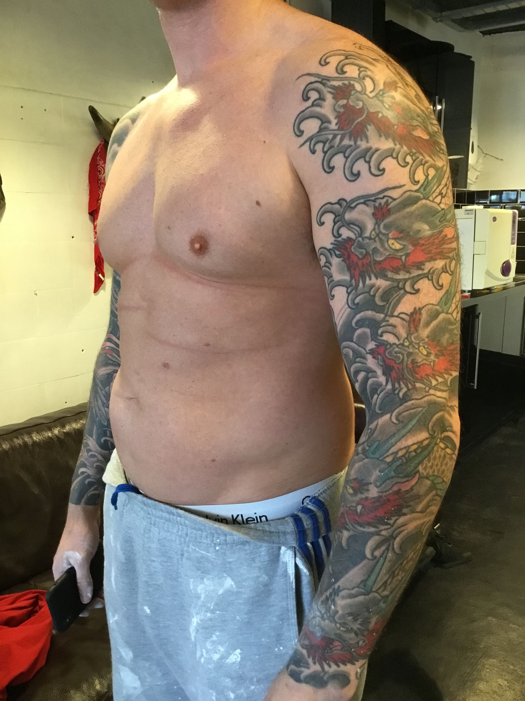 Warren Coates | Avinit Tattoo Studio