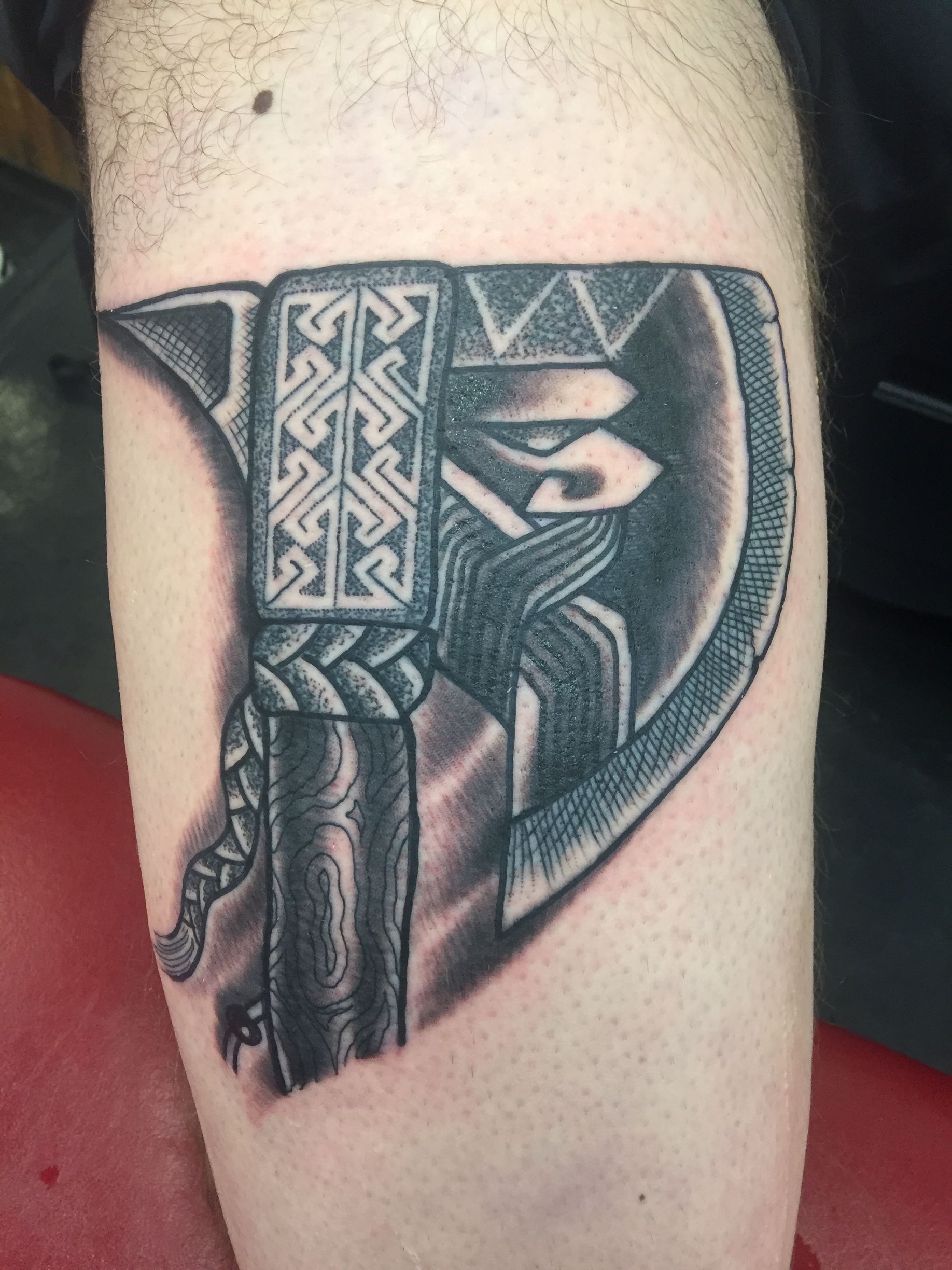 Warren Coates | Avinit Tattoo Studio