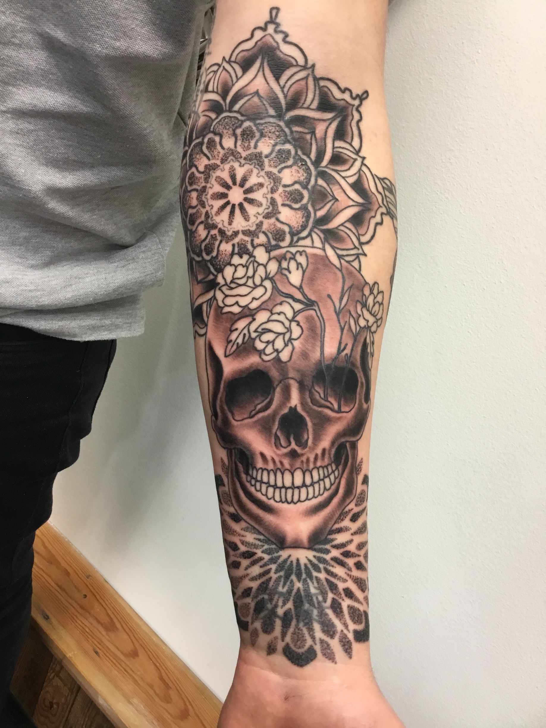 Warren Coates | Avinit Tattoo Studio