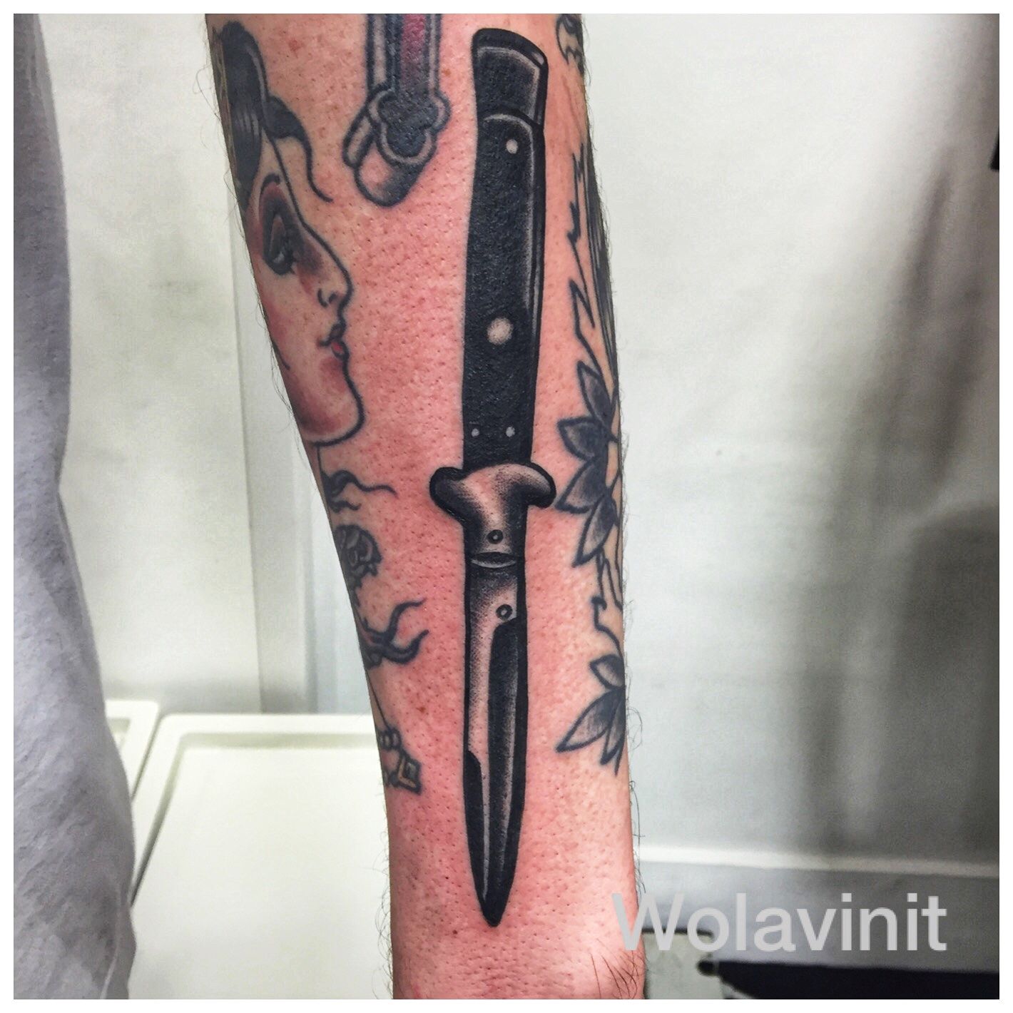 Warren Coates | Avinit Tattoo Studio