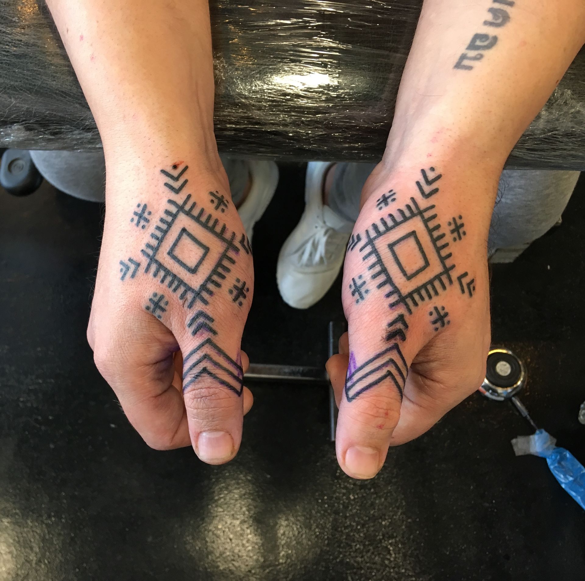 Warren Coates | Avinit Tattoo Studio