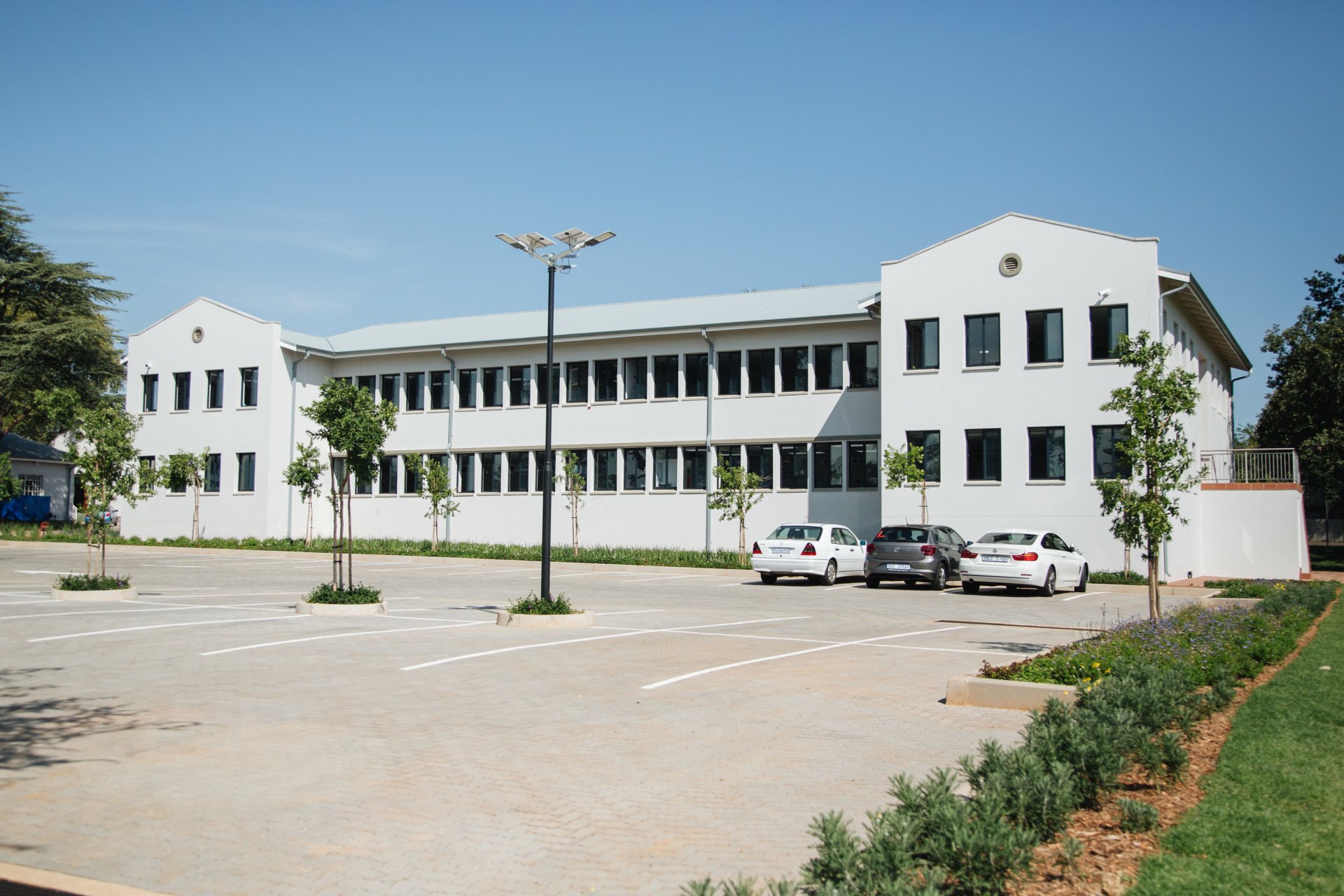 About Pinnacle College Linden | Excellence in Education