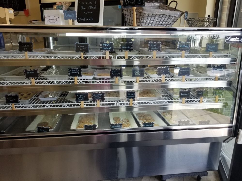 Gallery | Italian Delights Bakery & Deli