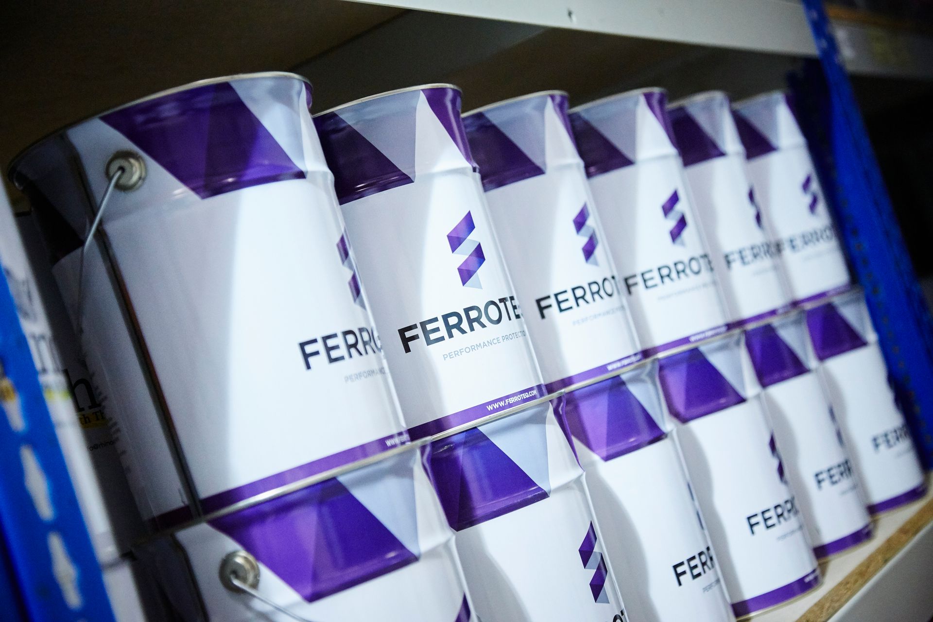 Liquid vs Solid Paint Content – Why Does It Matter?