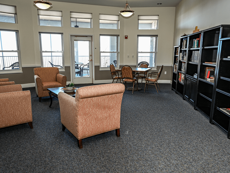 Assisted Living Jefferson City, Missouri | Heisinger Bluffs Senior ...