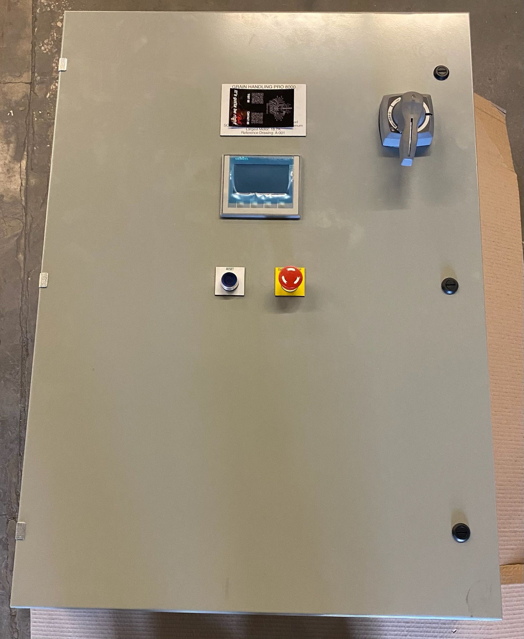 Custom Manufacturing | Pella, IA | 641-628-3103