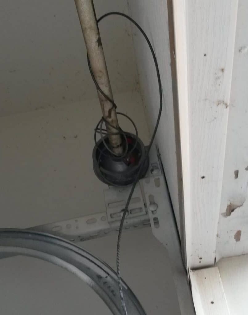 Broken Garage Door Cables and How to Fix it