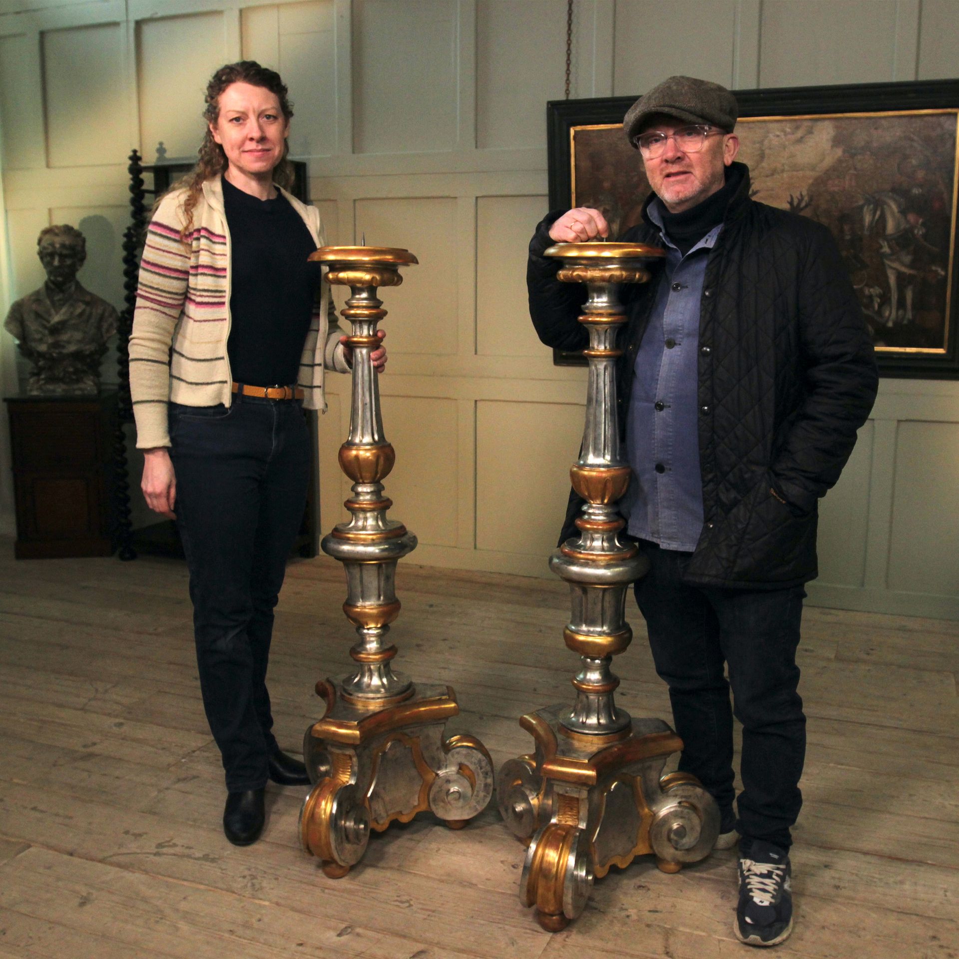 Ruth Tappin, restorer of gilded antiques.