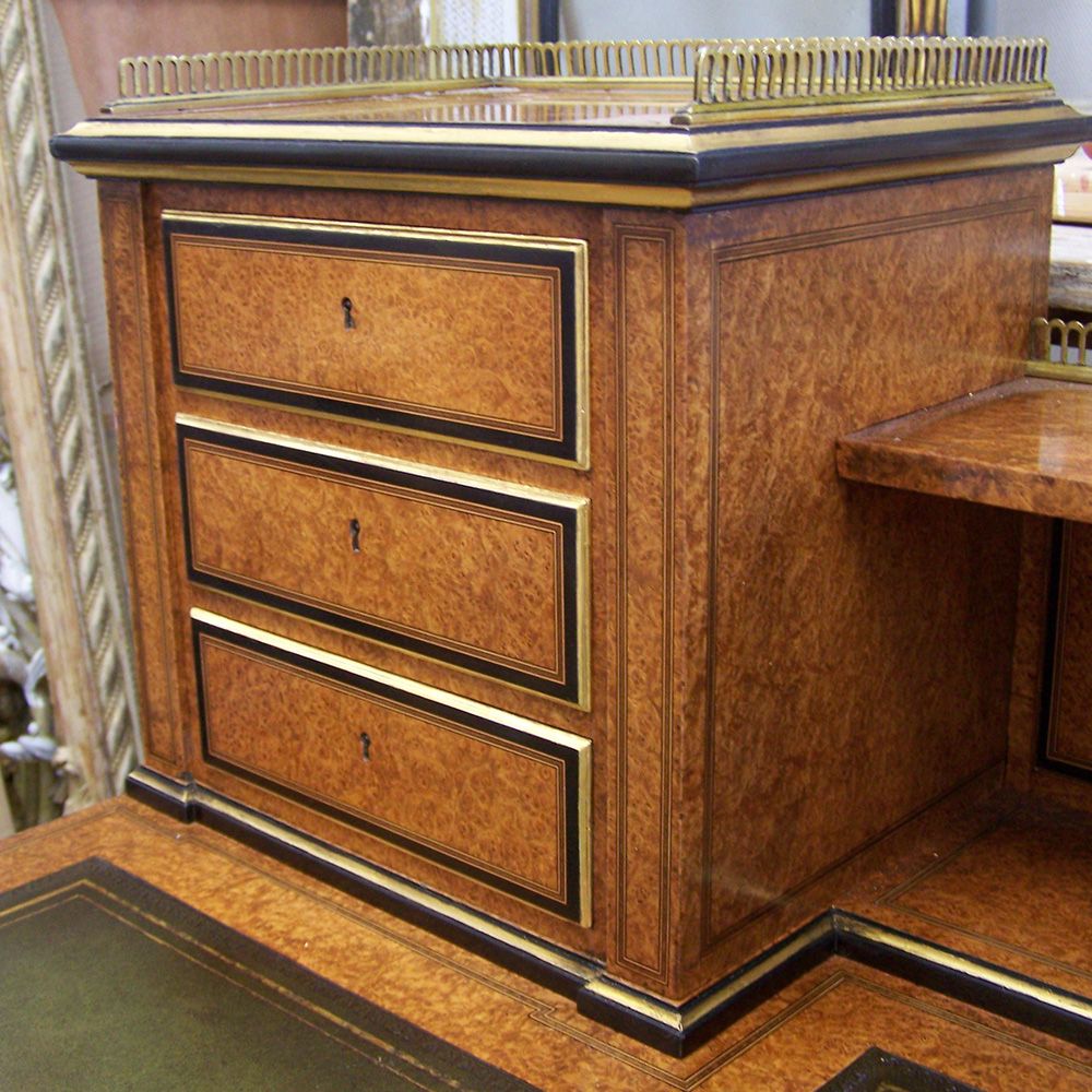 Gilded furniture restoration, gilding and repair.