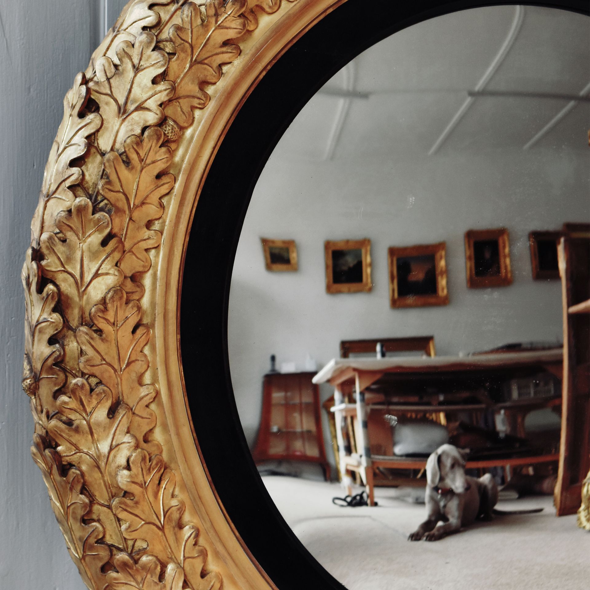 Ruth Tappin, restorer of gilded antiques.