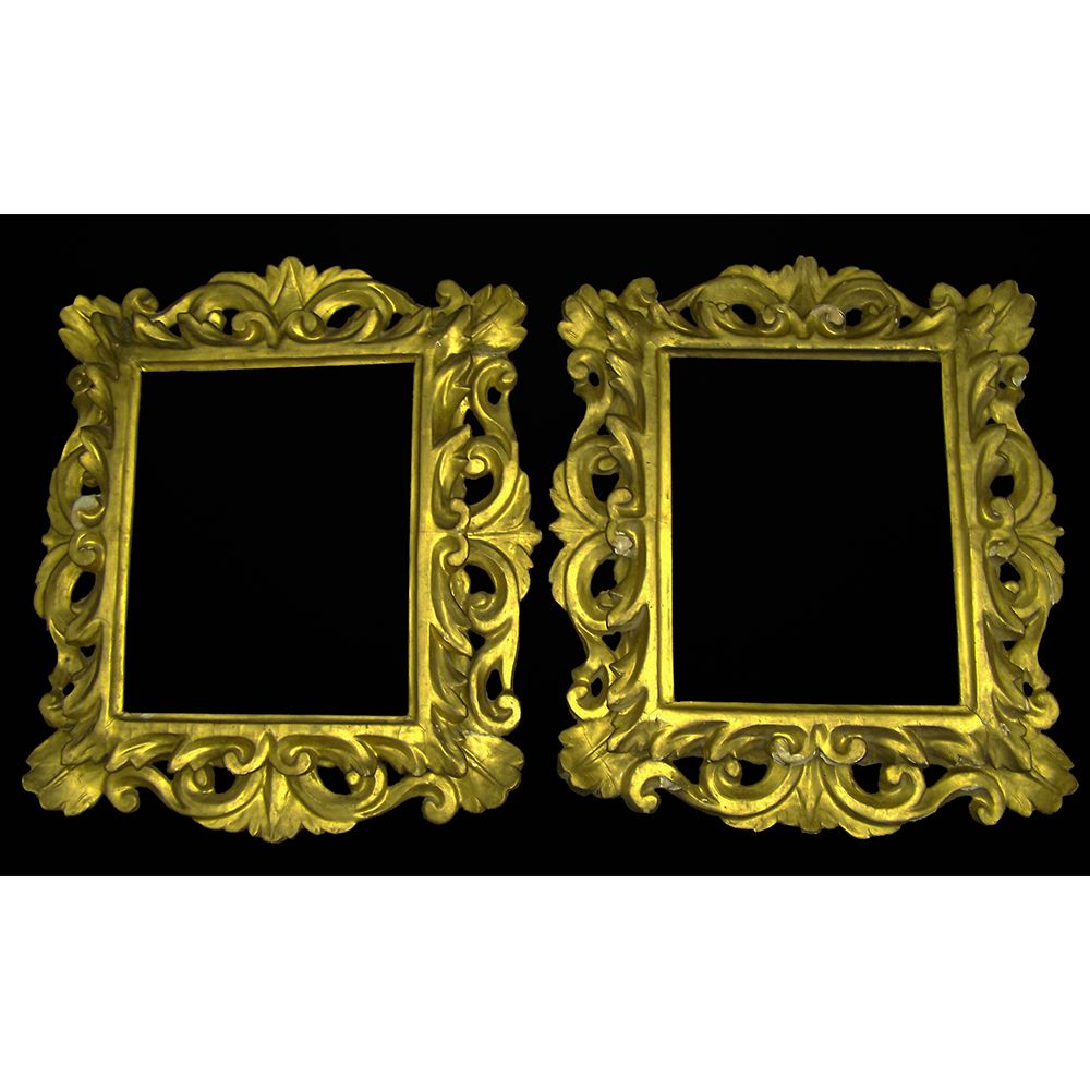 Ruth Tappin, restorer of gilded antiques.