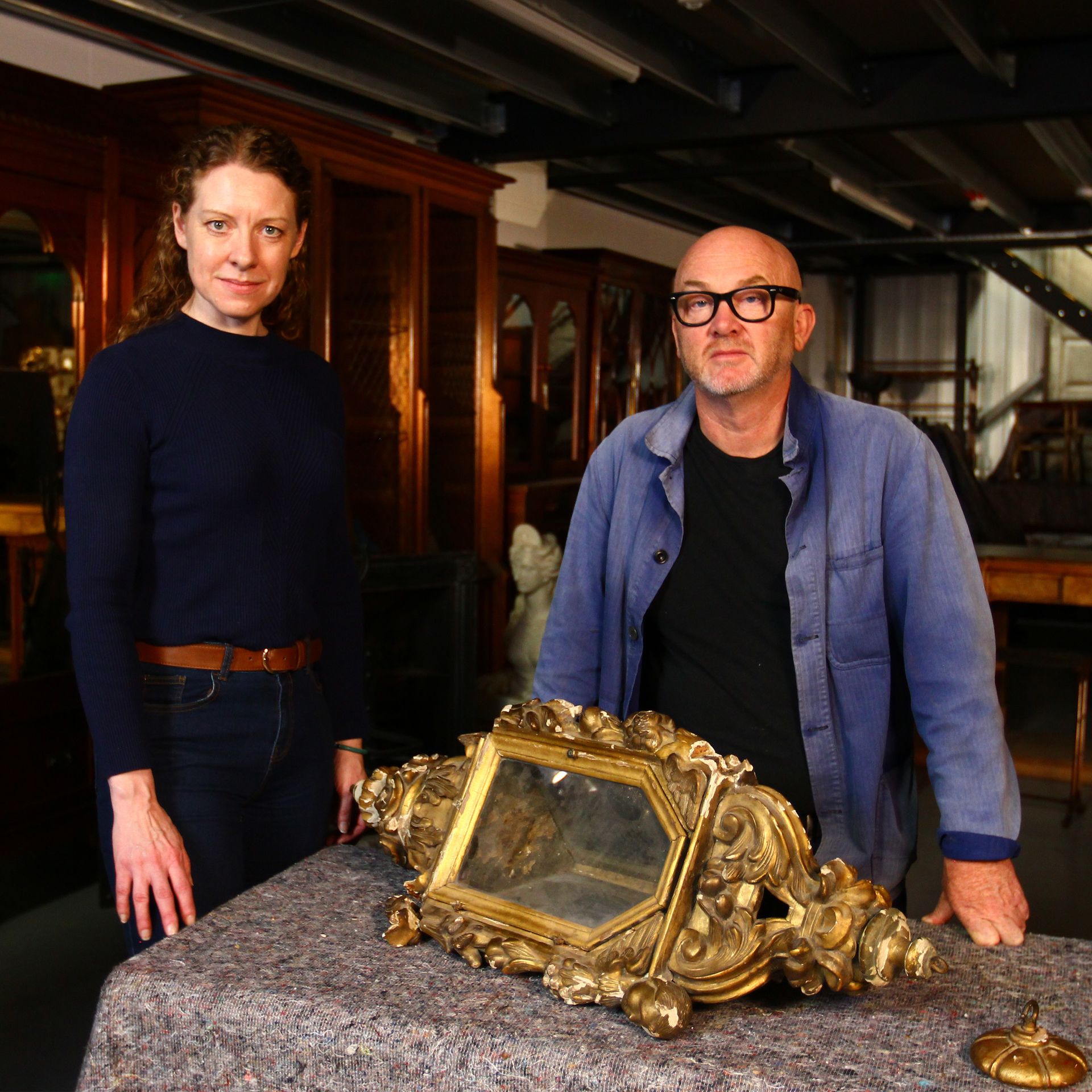 Ruth Tappin, restorer of gilded antiques.