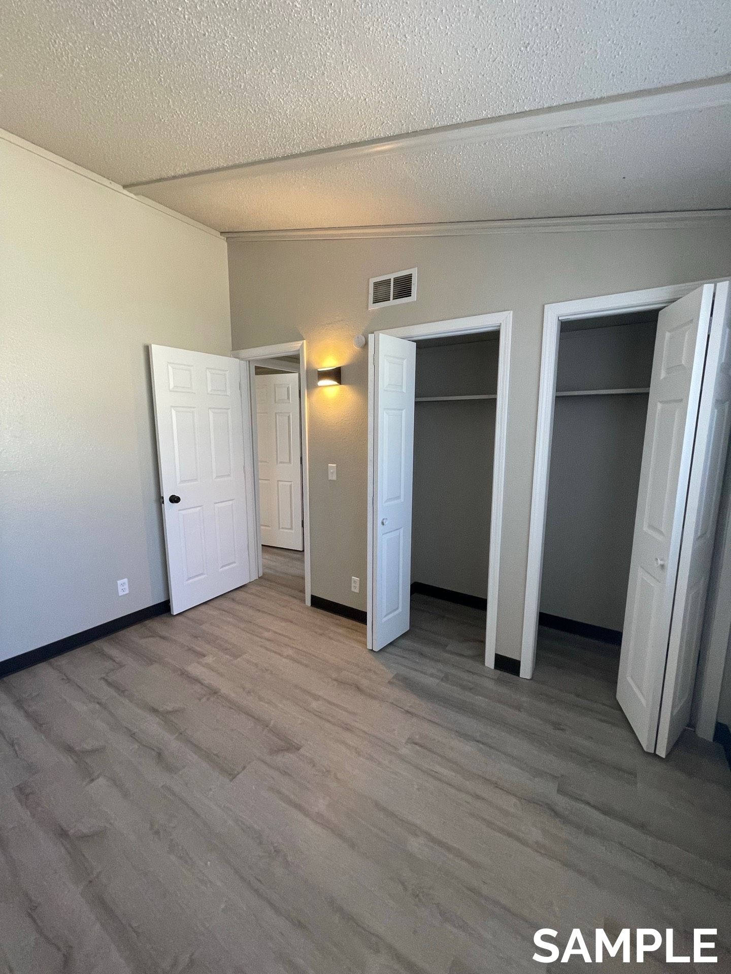 McCook Apartments | North Sioux City | J&M Real Estate