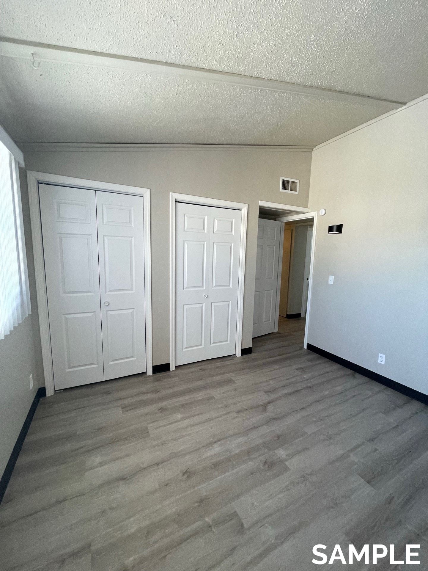 McCook Apartments | North Sioux City | J&M Real Estate