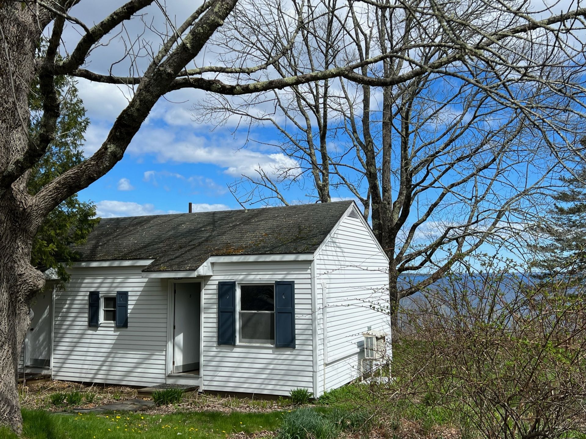 Gallery for The High Tide Inn