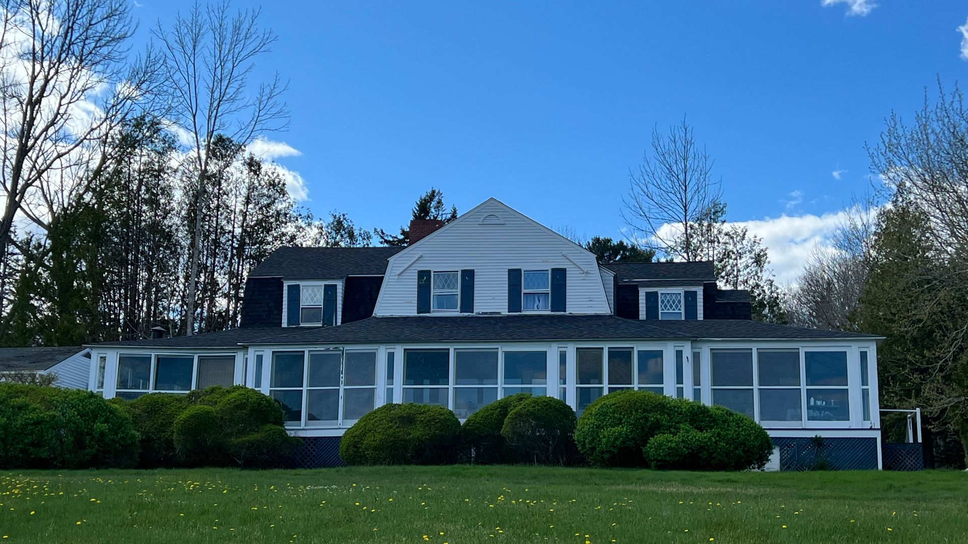 Gallery for The High Tide Inn