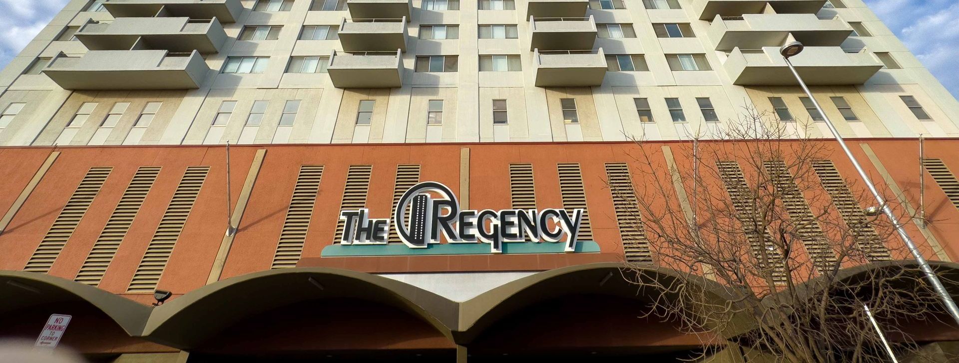 Regency Penthouse Apartments Near Downtown OKC