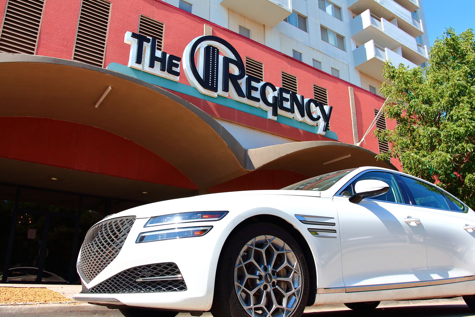Regency Penthouse Apartments Near Downtown OKC