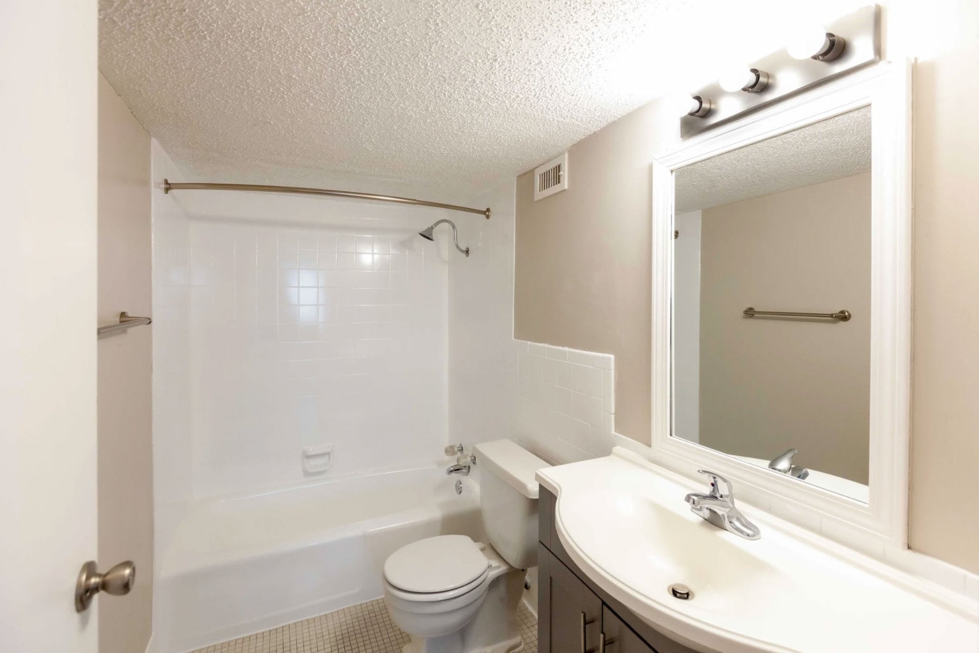 Pet-friendly, Spacious Design | Upscale Apartments OKC