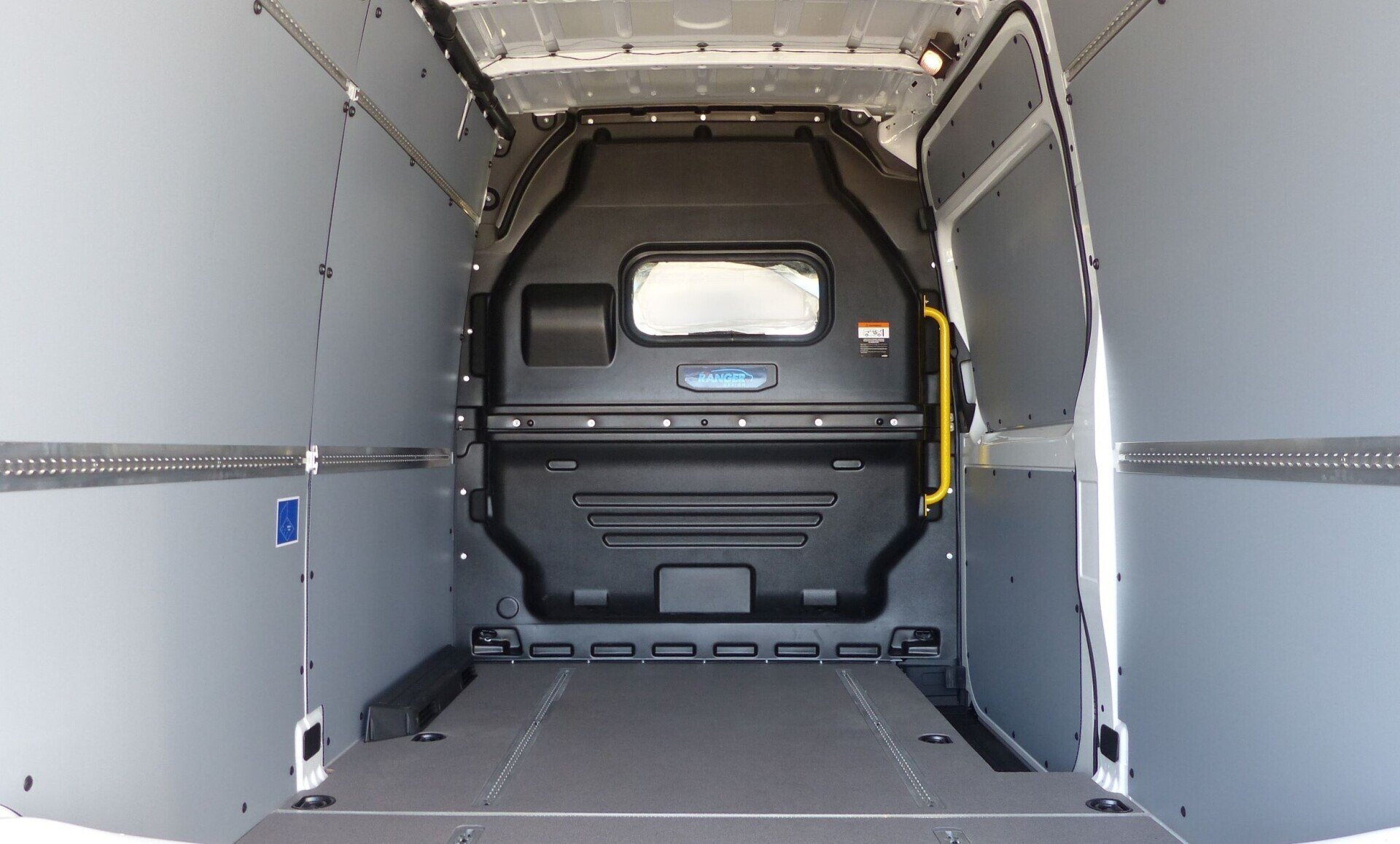 Western Truck Body Manufacturing | Truck Body Parts Edmonton
