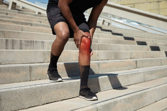 O que causa fraqueza muscular e qual o tratamento?