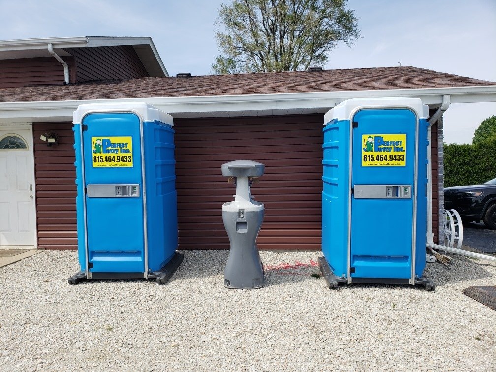 Portable Restroom Rentals | Frankfort, IL | Perfect Potty, Inc.