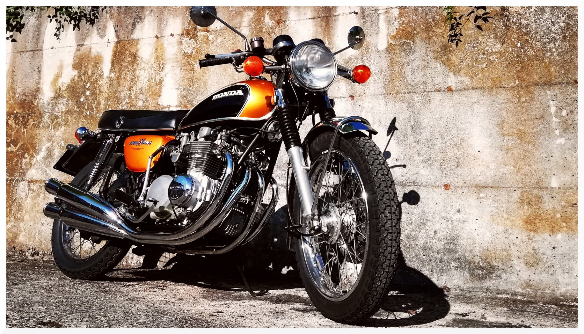 Motorcycle Tours. Ride 70s