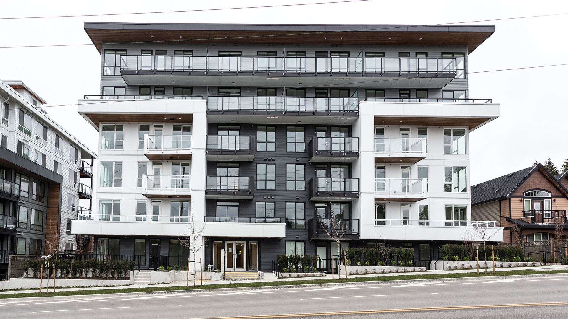 The CoMo Rental Apartments - Gallery