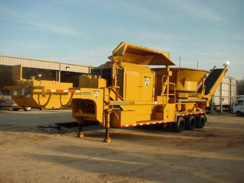 Whole Tree Grinding | Parker Tree & Excavation Services LLC | Ottumwa, Iowa