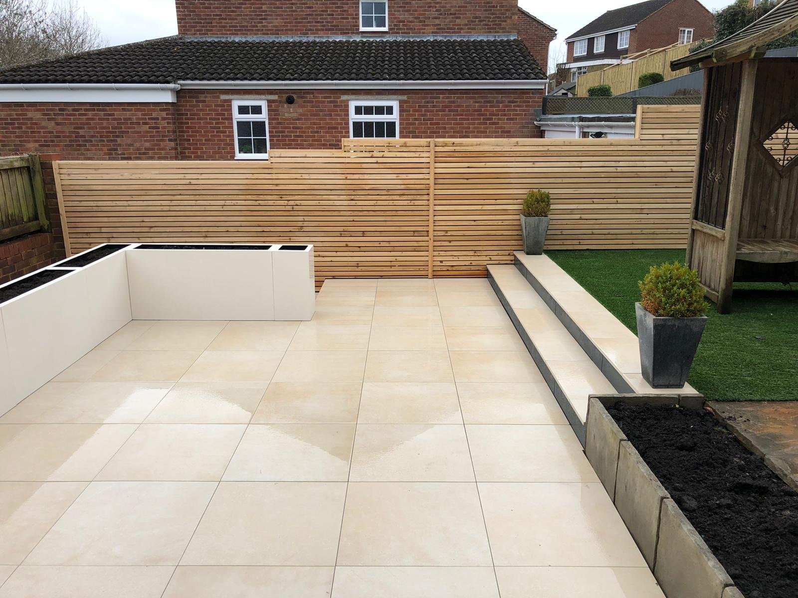 Composite Decking & Porcelain Paving Specialists│iGarden Vision