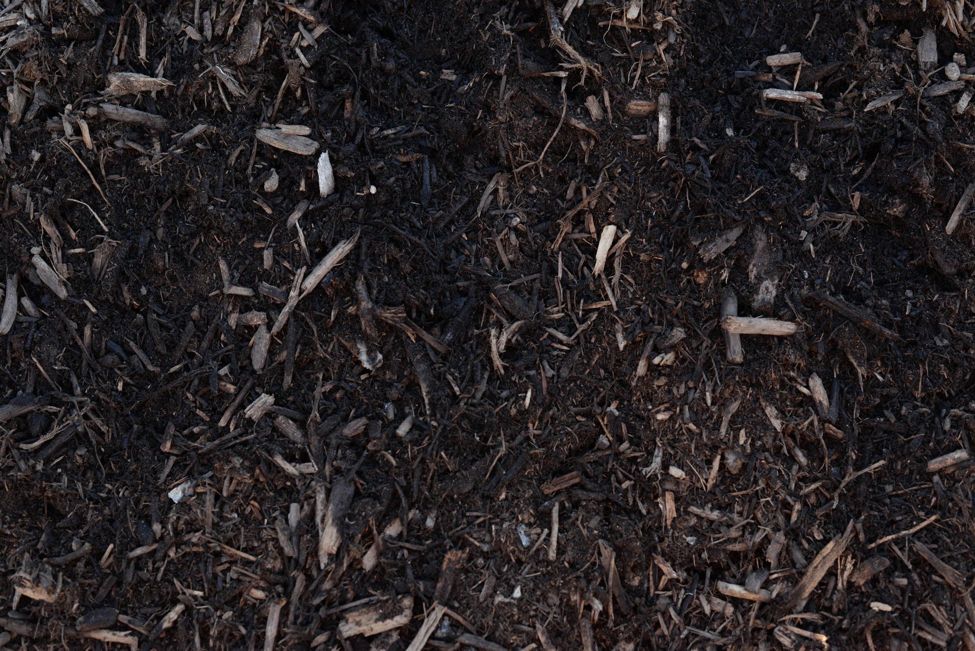 Hardwood Mulches