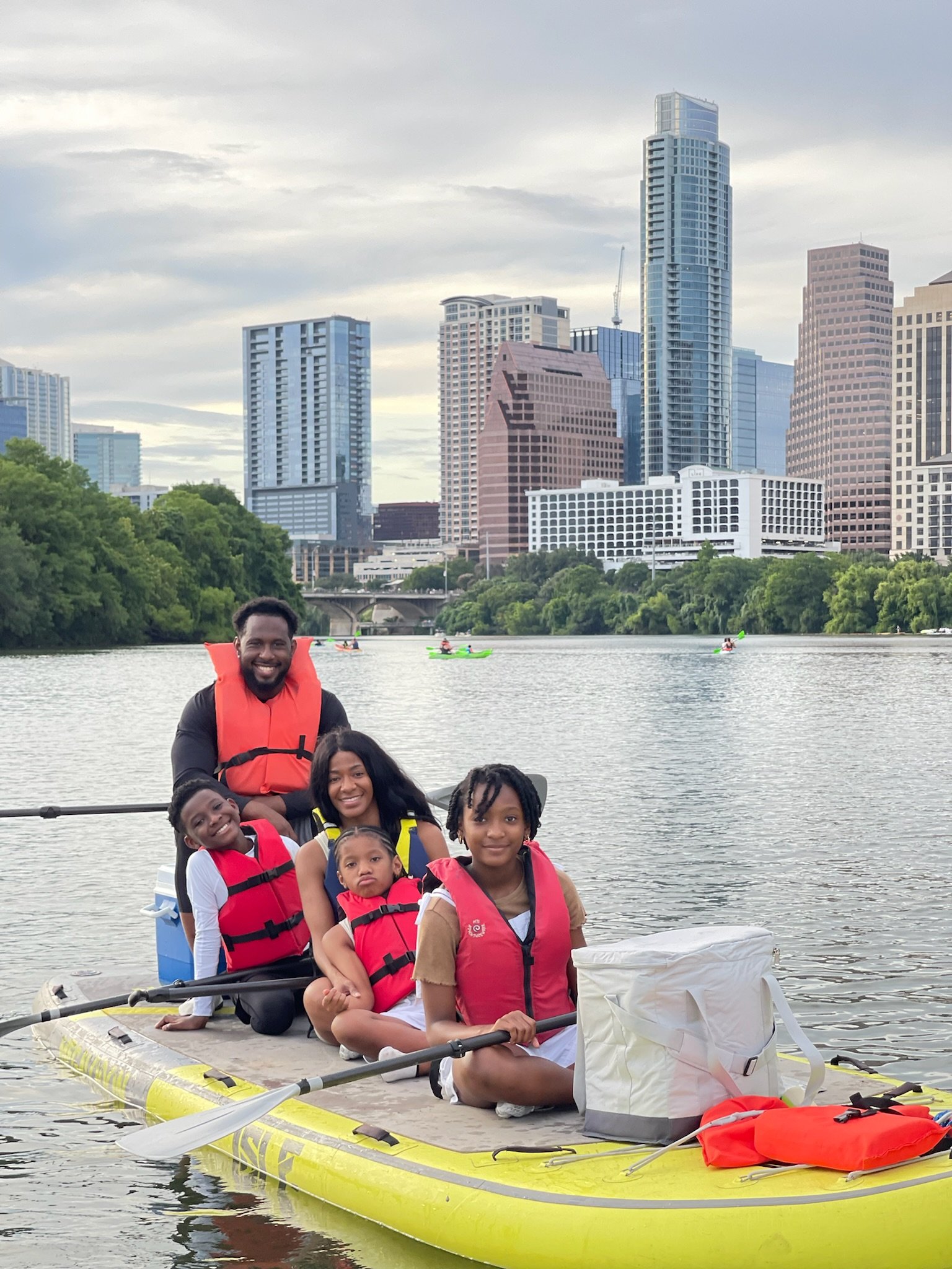 Giant Paddle Kayak Tour Austin | Boats and Bats