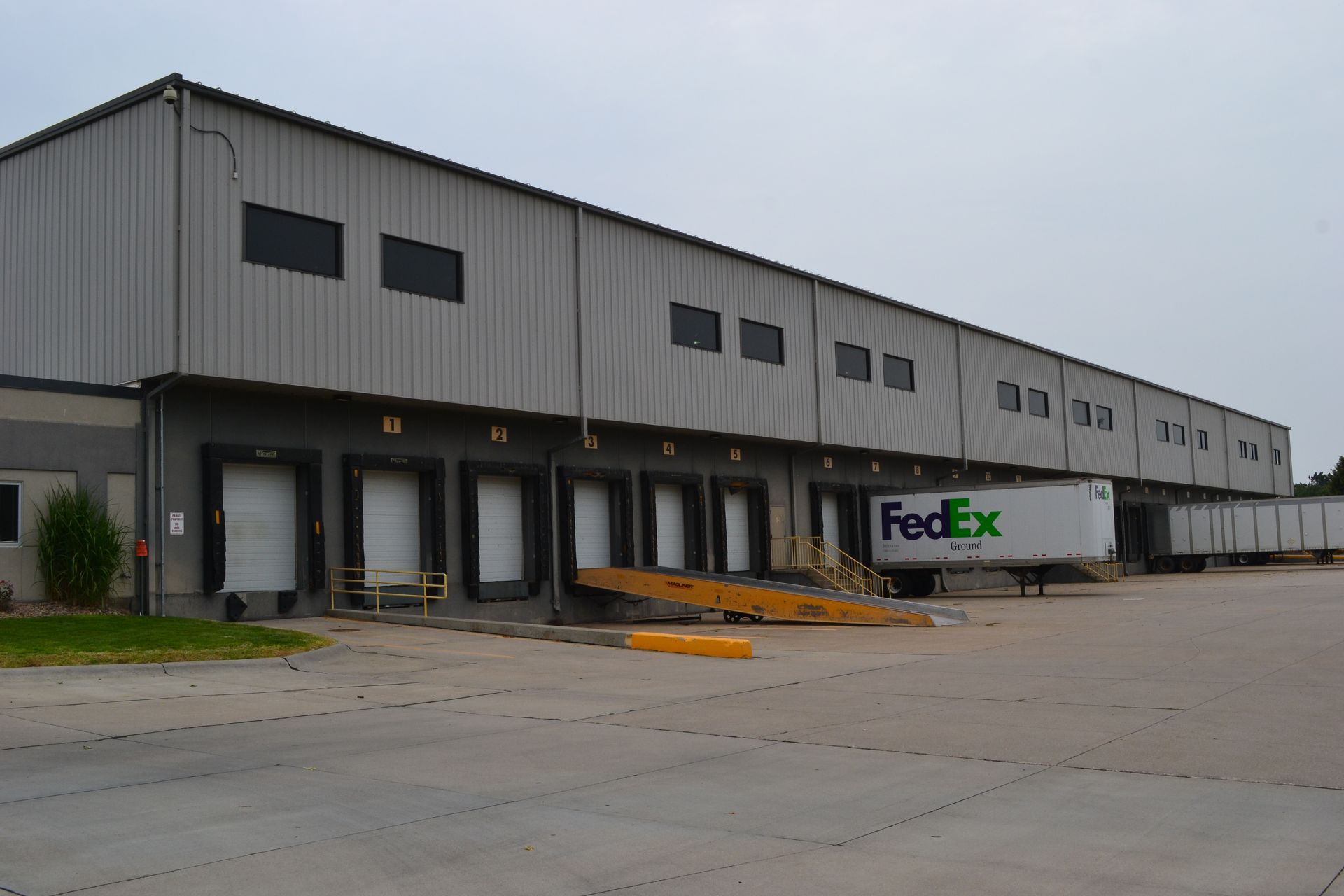 Complete Metal Building Services | Men of Steelworx