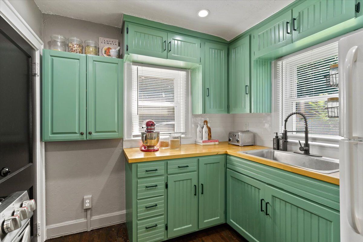 7511 Reinhardt St | Kyle Blake Homes Team | Real Estate Agent