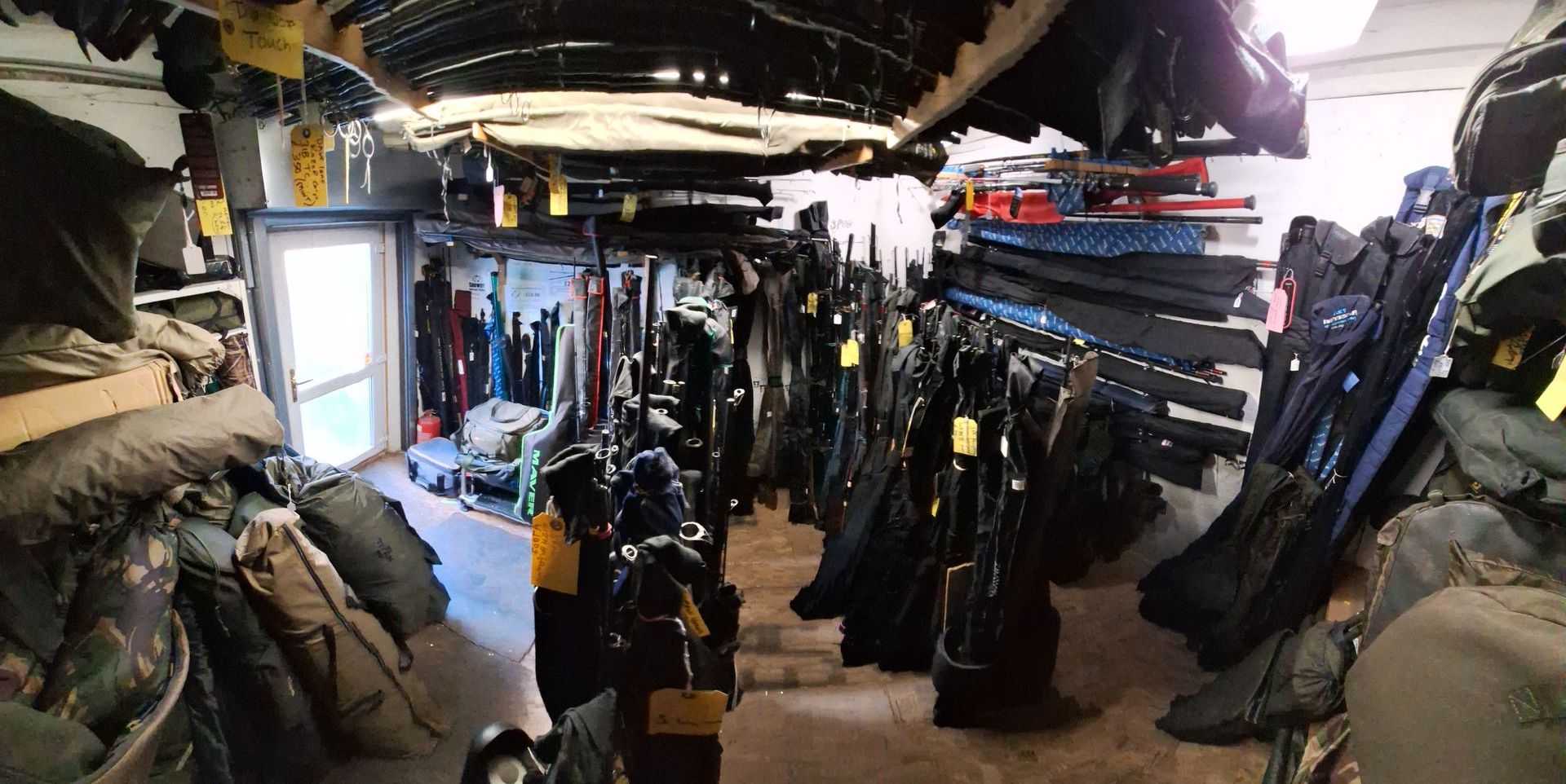 Reuben Heaton 165 Year Anniversary Limited Edition Specimen Hunter Scales