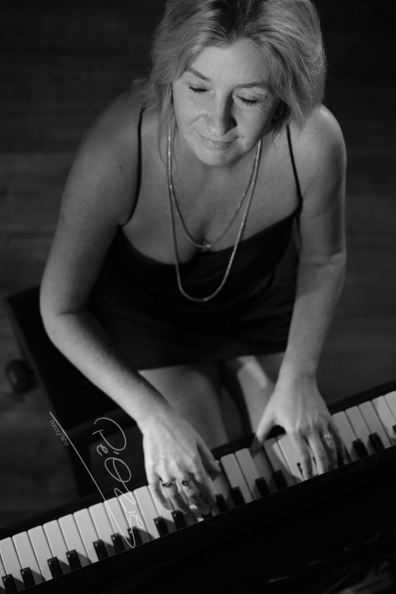 Elisabeth Wolf Komponistin und Klavierdarstellerin