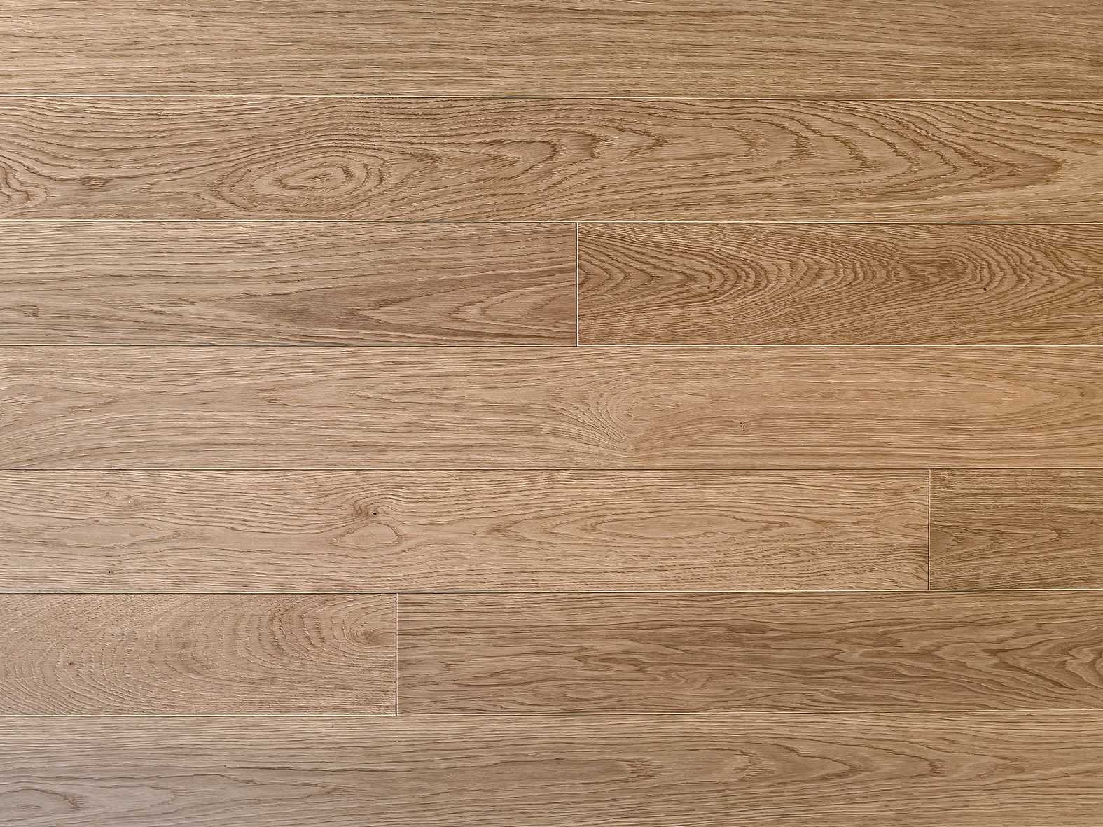 Parquet Rovere Naturale: Bellezza e Durabilità - Alma Floor