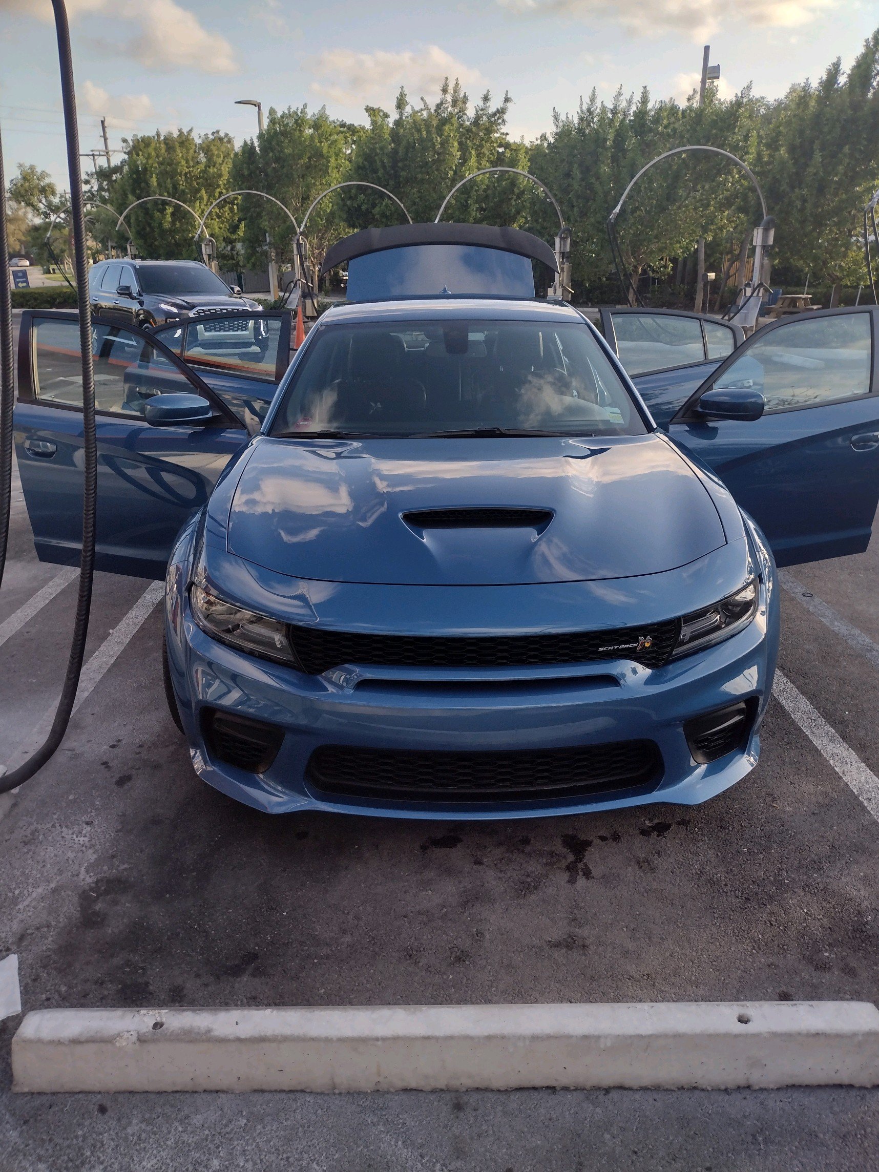 Howard's Air & Seaport Ground Transportation – Services