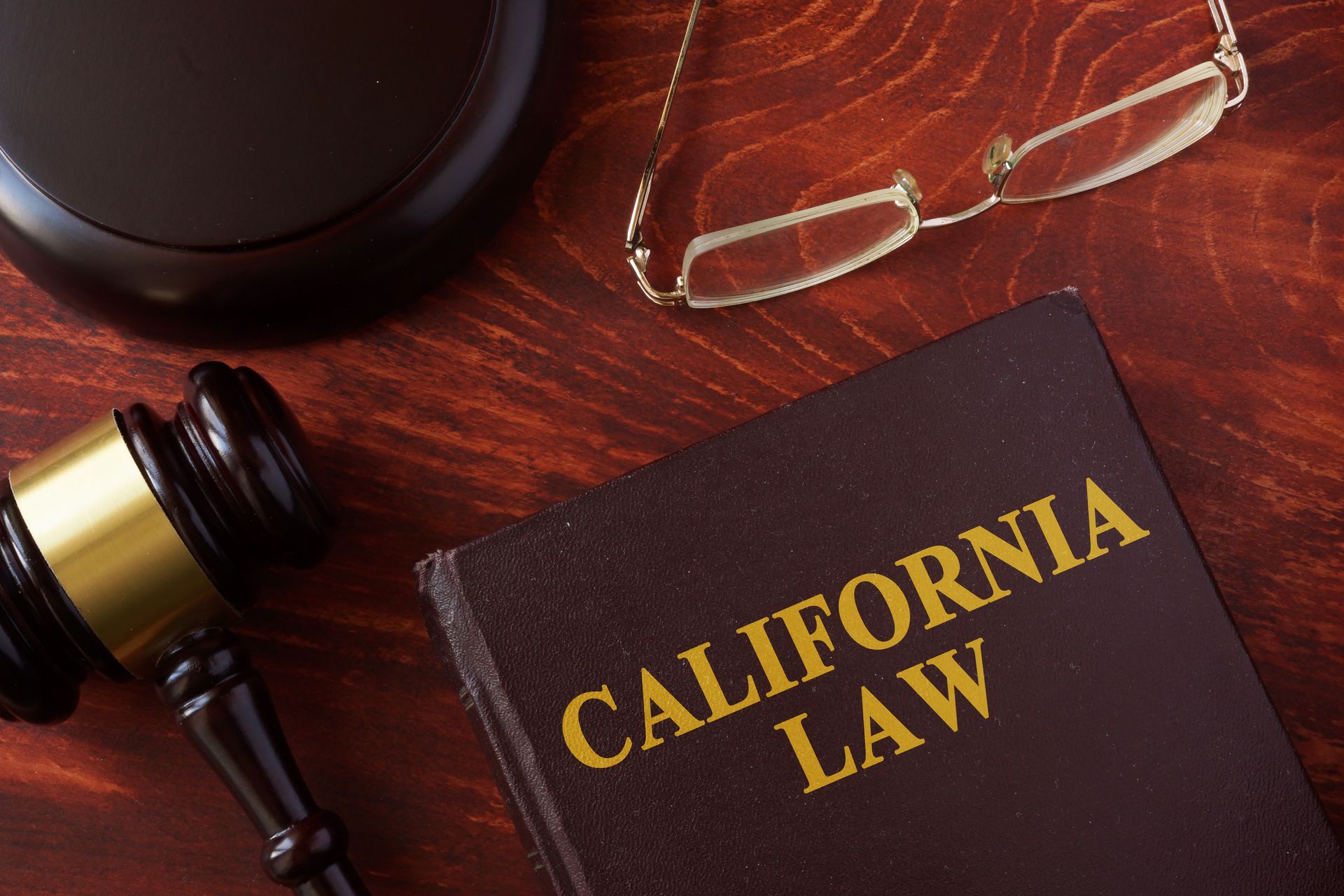 10 Weird Laws in California (That Somehow Still Exist)