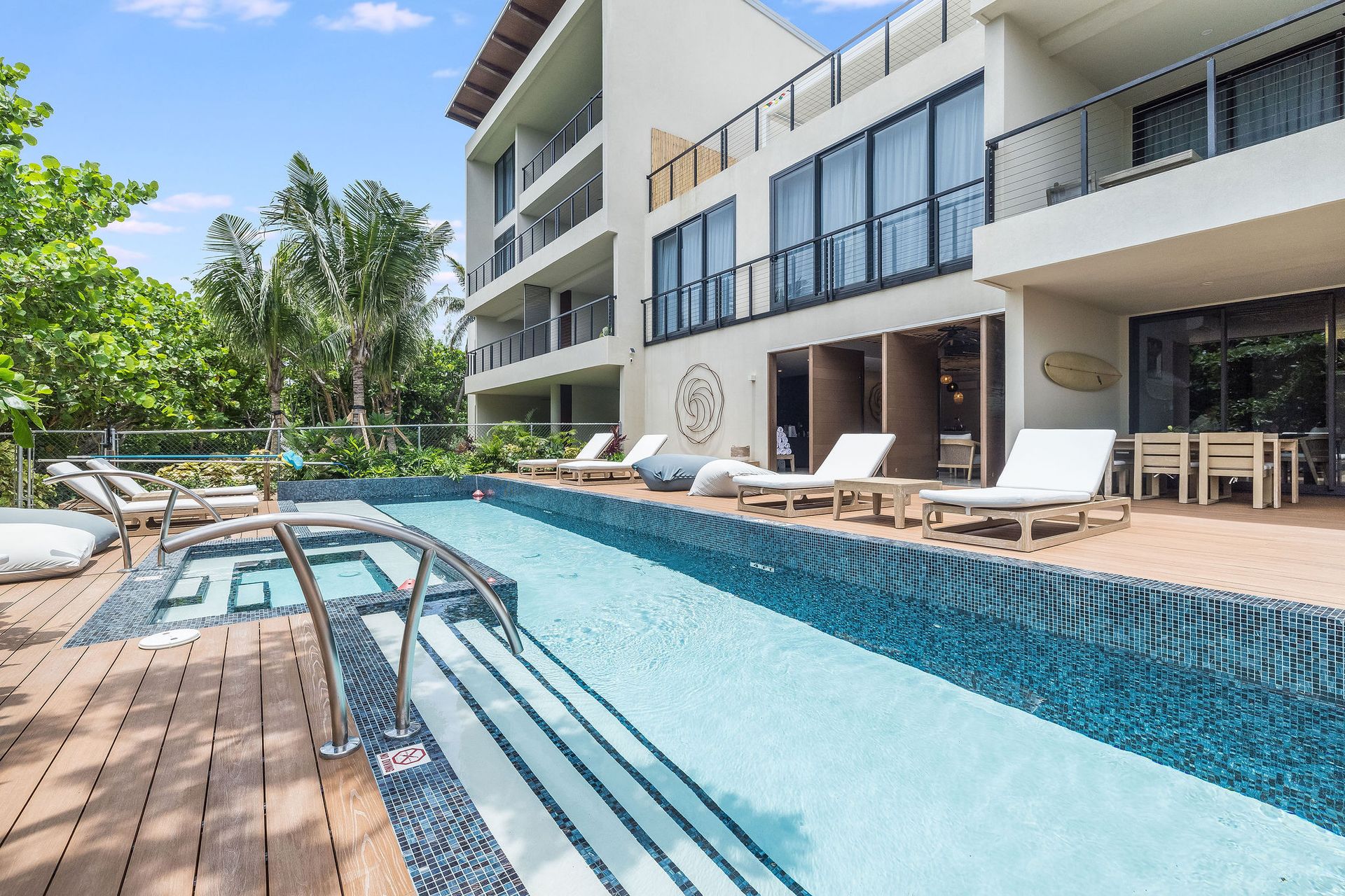 Vida Cayman Islands | Direct Booking Benefits