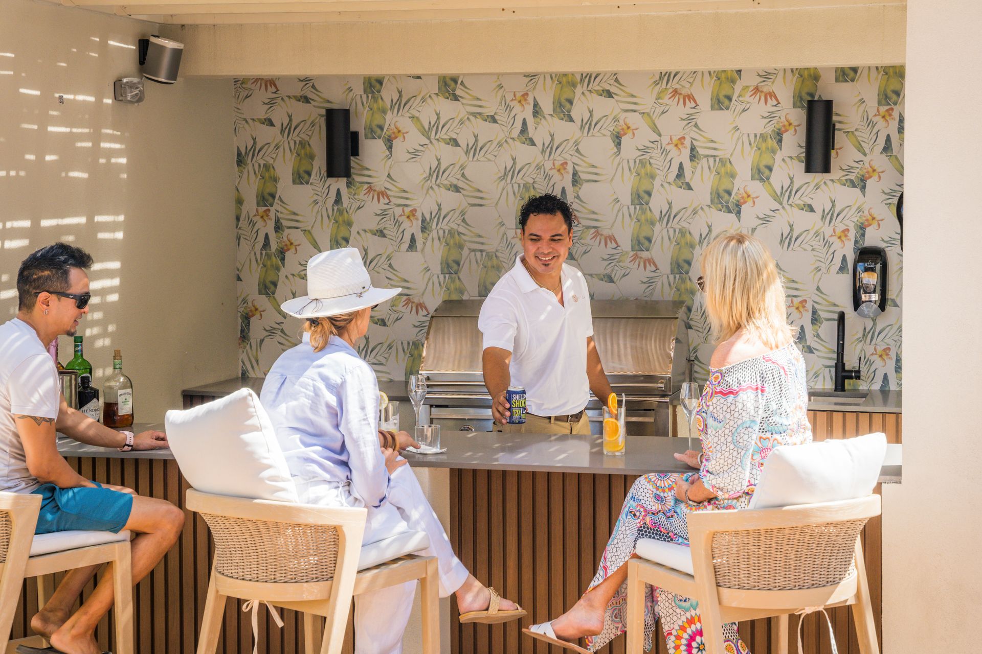 Vida Cayman Islands - Gallery - Grand Cayman's Luxury Boutique Hotel