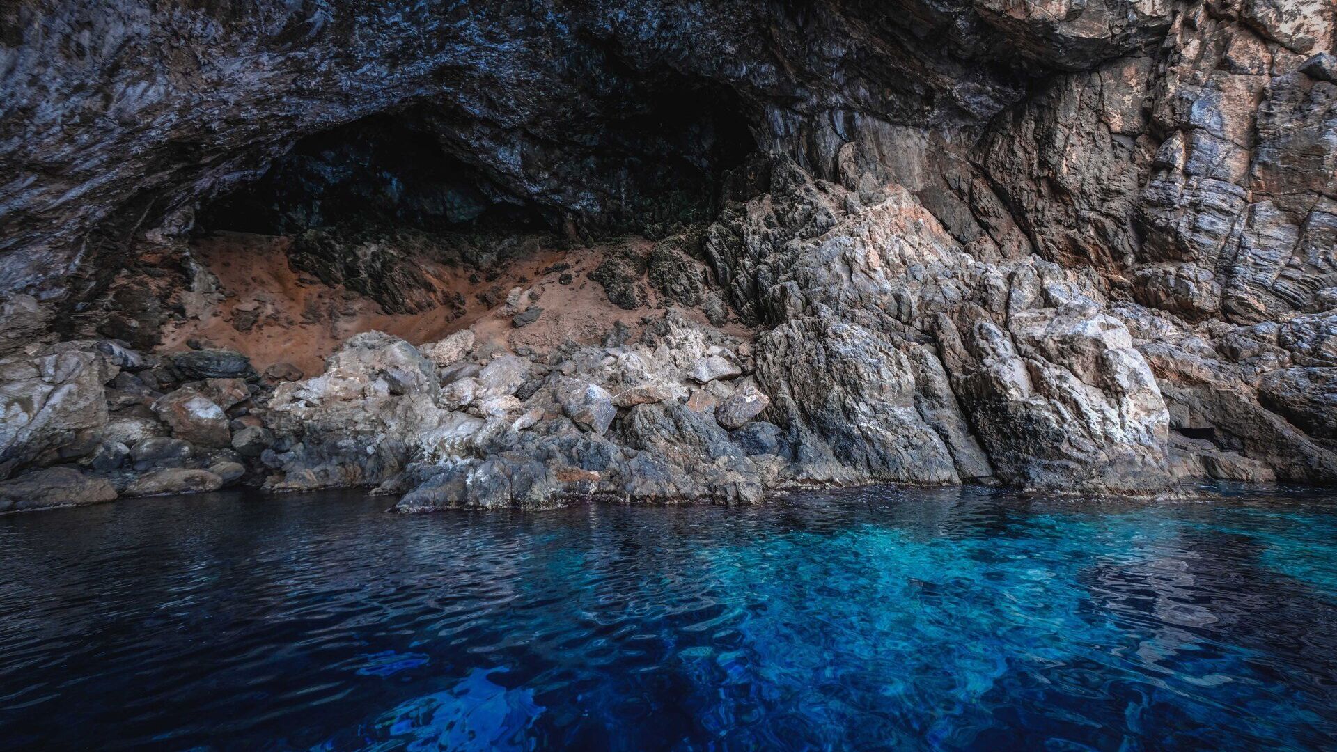 Vida Cayman Islands - Activities - Grand Cayman Adventure Awaits