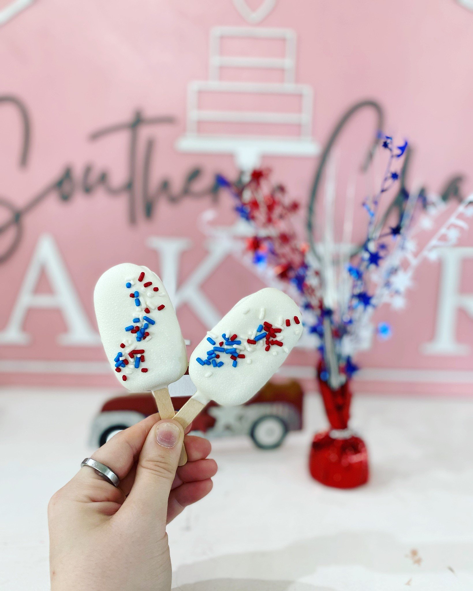 Custom Cake Designs | Crowley, TX