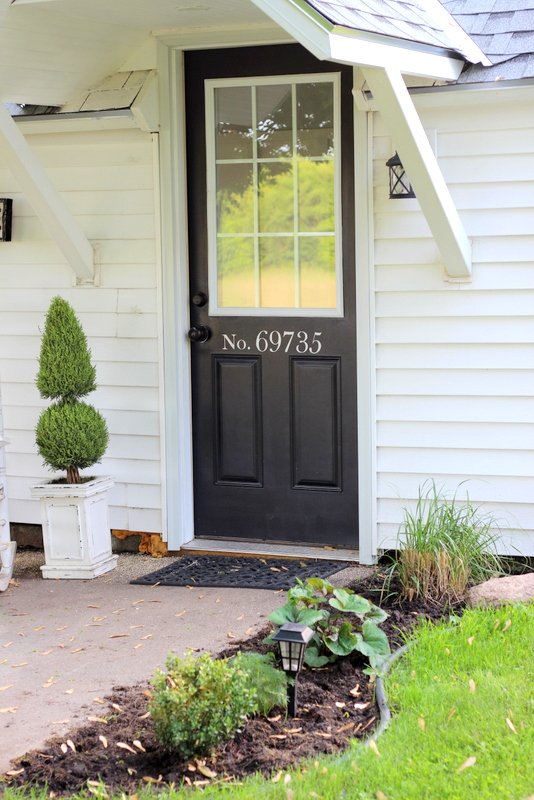 Guest House Door Makeover