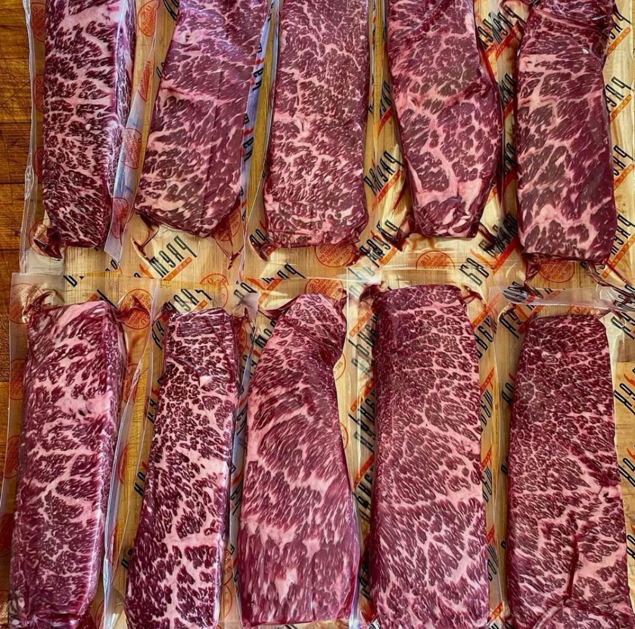 Home [www.themarketbythemeatcellar.com]